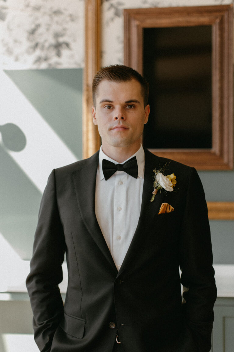 Maddie & Ryan: Golden Yellow and Dusty Rose Wedding Flowers