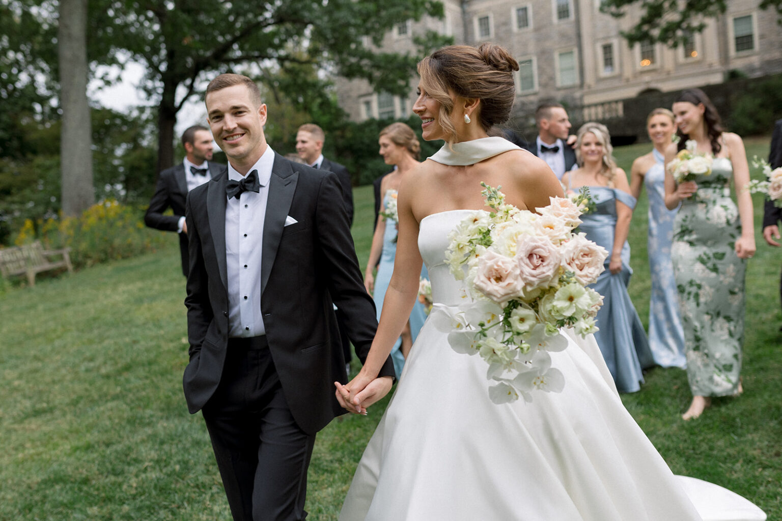 Alyssa & Cole: Elegant Botanic Garden Wedding with White, Blush, and ...