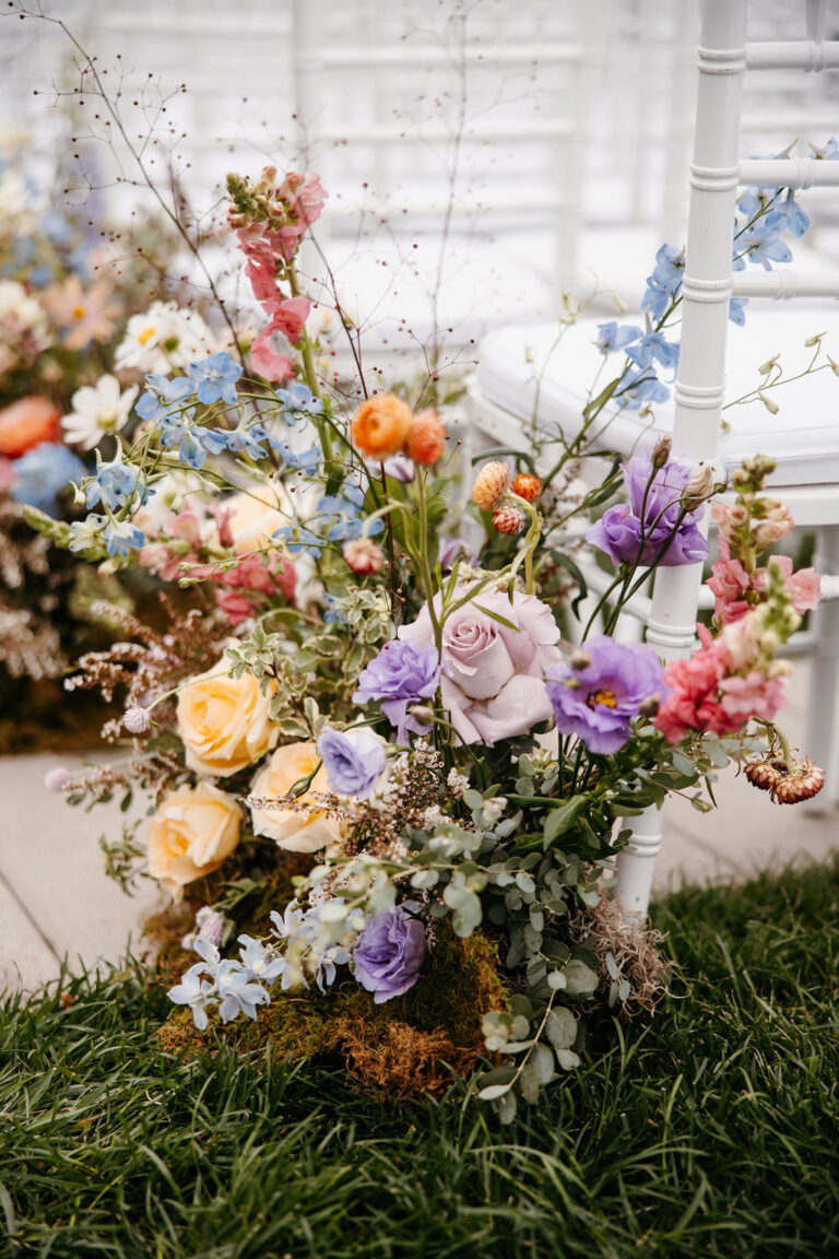 Ali & Rich: Pastel Garden-Inspired Wedding Floral Design in Downtown ...